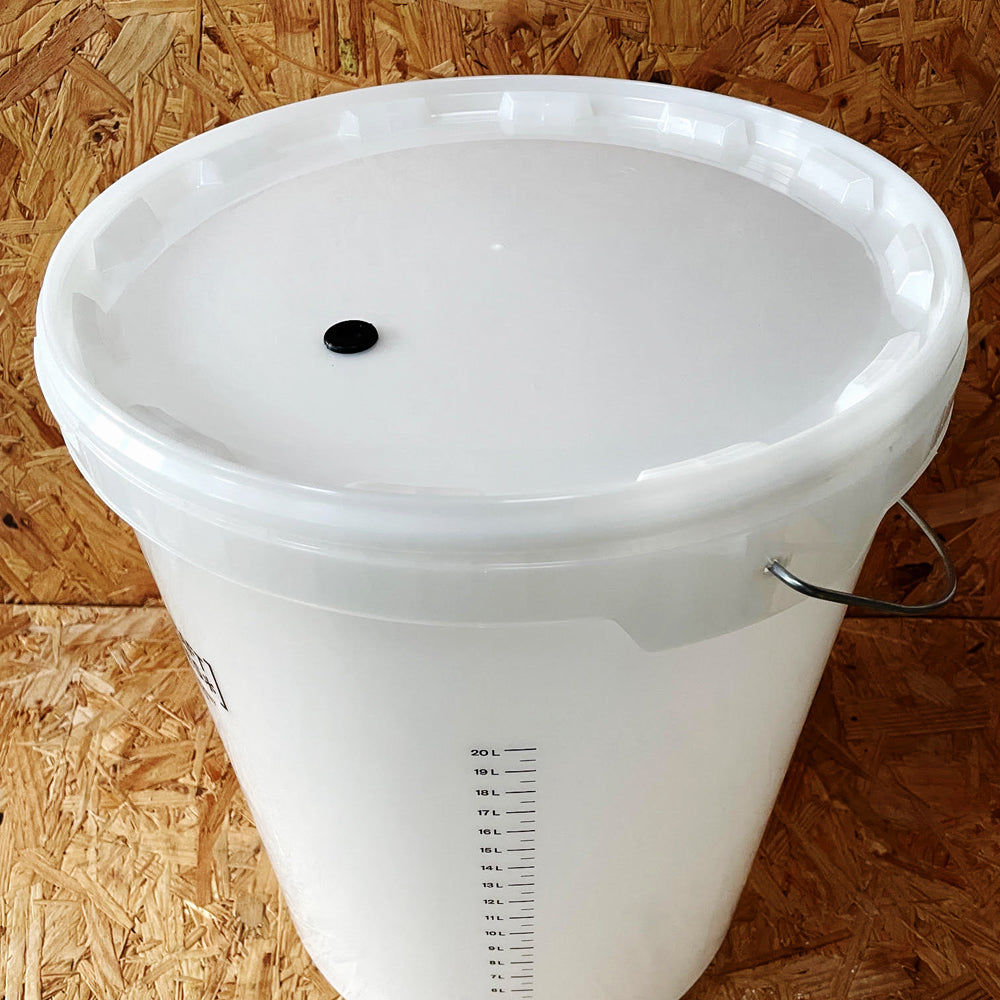 wine fermentation bucket